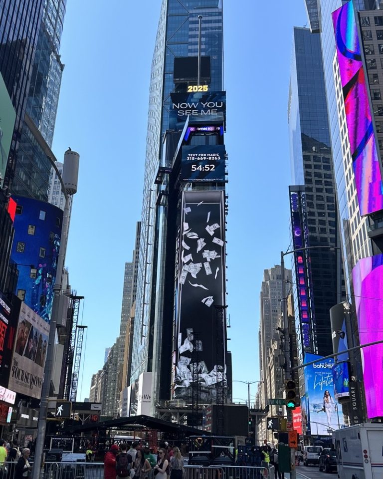 กลับมาทั้งที ไม่เล่นใหญ่ ไม่ใช่จตุรอาชา! กระหึ่ม "Now You See Me: Now ...